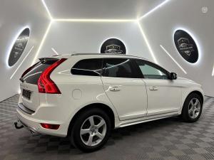 White Volvo XC60 2012 in Marijampole, with an engine capacity of 2.40 L and mileage of 290 thousand km for 10999 €, photo 20 on AUTOMOTO.COM.LV