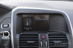 White Volvo XC60 2012 in Riga, with an engine capacity of 2.40 L and mileage of 251 thousand km for 8990 €, photo 16 on AUTOMOTO.COM.LV