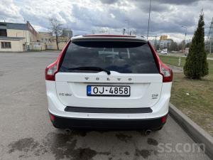 Balts Volvo XC60 2012 Rīga, ar dzinēja tilpumu 2.40 L un nobraukumu 194 tūkst. km par 10900 €, foto 7 vietnē AUTOMOTO.COM.LV