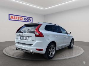 White Volvo XC60 2012 in Kaunas, with an engine capacity of 2.00 L and mileage of 396 thousand km for 6299 €, photo 6 on AUTOMOTO.COM.LV