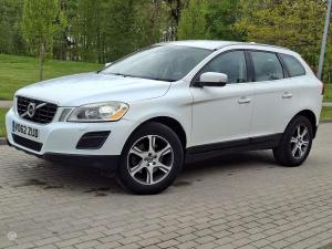White Volvo XC60 2012 in Silute, with an engine capacity of 1.98 L and mileage of 174 thousand km for 2800 €, photo 3 on AUTOMOTO.COM.LV