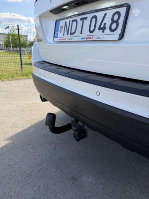 White Volvo XC60 2012 in Siauliai, with an engine capacity of 2.40 L and mileage of 254 thousand km for 9300 €, photo 31 on AUTOMOTO.COM.LV