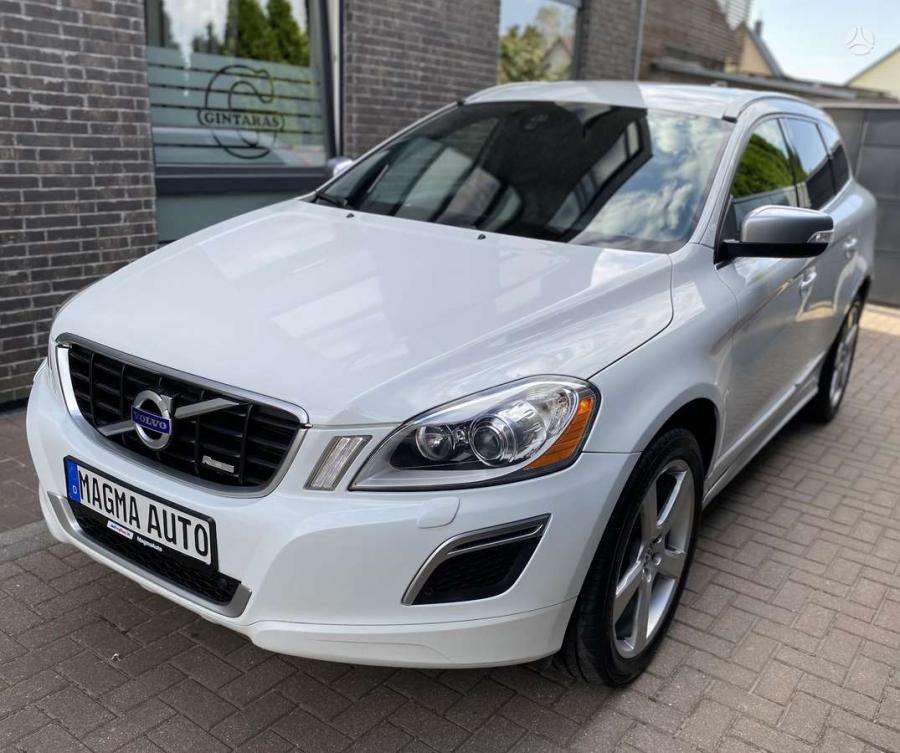 Balts Volvo XC60 2012 Marijampole, ar dzinēja tilpumu 2.40 L un nobraukumu 324 tūkst. km par 9999 €, foto 8 vietnē AUTOMOTO.COM.LV