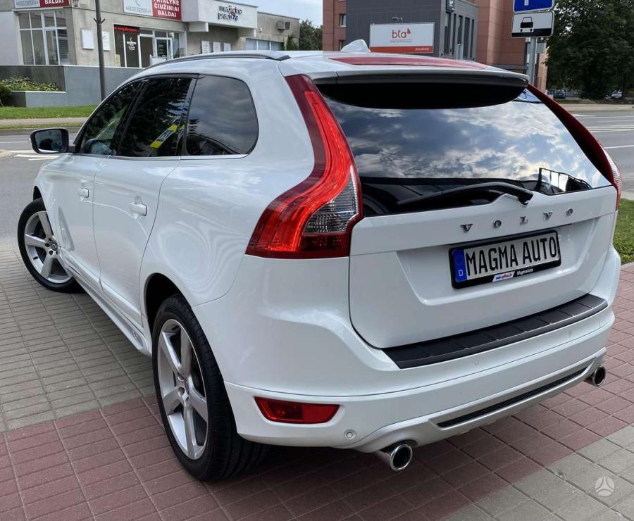 Balts Volvo XC60 2012 Marijampole, ar dzinēja tilpumu 2.40 L un nobraukumu 324 tūkst. km par 9999 €, foto 14 vietnē AUTOMOTO.COM.LV