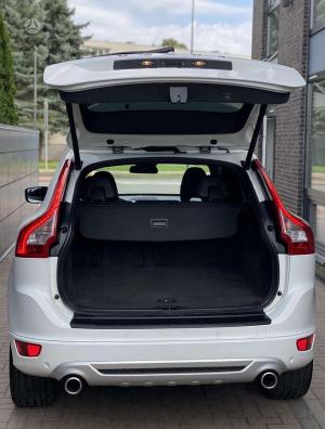 Balts Volvo XC60 2012 Marijampole, ar dzinēja tilpumu 2.40 L un nobraukumu 324 tūkst. km par 9999 €, foto 20 vietnē AUTOMOTO.COM.LV