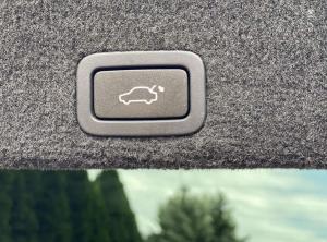 Balts Volvo XC60 2012 Marijampole, ar dzinēja tilpumu 2.40 L un nobraukumu 324 tūkst. km par 9999 €, foto 21 vietnē AUTOMOTO.COM.LV