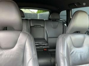Balts Volvo XC60 2012 Marijampole, ar dzinēja tilpumu 2.40 L un nobraukumu 324 tūkst. km par 9999 €, foto 46 vietnē AUTOMOTO.COM.LV