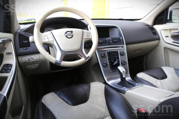 Volvo XC60 2012 Rīga vietnē Balts Volvo XC60 2012 Rīga, ar dzinēja tilpumu 2.40 L un nobraukumu 363 tūkst. km par 7495 €, foto 8 vietnē AUTOMOTO.COM.LV