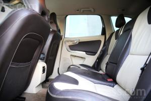 Balts Volvo XC60 2012 Rīga, ar dzinēja tilpumu 2.40 L un nobraukumu 363 tūkst. km par 7495 €, foto 14 vietnē AUTOMOTO.COM.LV