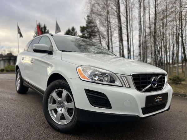 Balts Volvo XC60 2013 Kazlų Rūda, ar dzinēja tilpumu 1.98 L un nobraukumu 258 tūkst. km par 8000 €, foto 1 vietnē AUTOMOTO.COM.LV