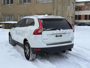 Balts Volvo XC60 2013 Klaipėda, ar dzinēja tilpumu 3.19 L un nobraukumu 133 tūkst. km par 4500 €, foto 3 vietnē AUTOMOTO.COM.LV
