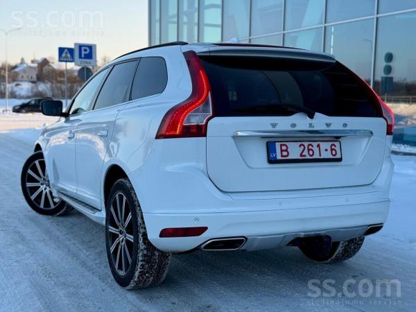 Balts Volvo XC60 2013 Rēzekne, ar dzinēja tilpumu 2.40 L un nobraukumu 237 tūkst. km par 14990 €, foto 5 vietnē AUTOMOTO.COM.LV