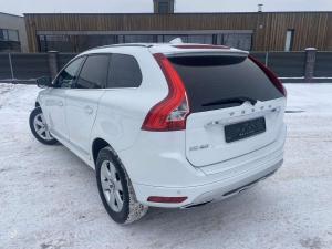 White Volvo XC60 2013 in Siauliai, with an engine capacity of 1.98 L and mileage of 268 thousand km for 12650 €, photo 11 on AUTOMOTO.COM.LV