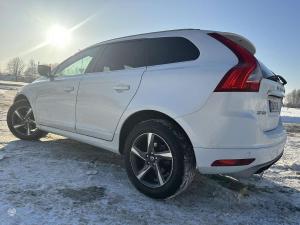 Balts Volvo XC60 2013 Kauņa, ar dzinēja tilpumu 2.40 L un nobraukumu 260 tūkst. km par 13300 €, foto 3 vietnē AUTOMOTO.COM.LV