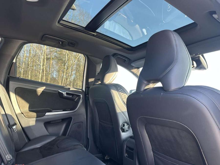 Balts Volvo XC60 2013 Kauņa, ar dzinēja tilpumu 2.40 L un nobraukumu 260 tūkst. km par 13300 €, foto 11 vietnē AUTOMOTO.COM.LV