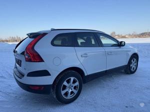 Balts Volvo XC60 2013 Šauļi, ar dzinēja tilpumu 1.98 L un nobraukumu 260 tūkst. km par 6750 €, foto 5 vietnē AUTOMOTO.COM.LV