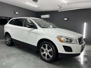 Balts Volvo XC60 2013 Utena, ar dzinēja tilpumu 2.40 L un nobraukumu 308 tūkst. km par 9950 €, foto 3 vietnē AUTOMOTO.COM.LV