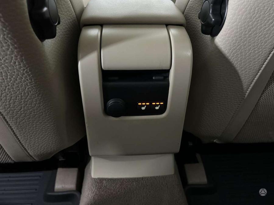 Balts Volvo XC60 2013 Utena, ar dzinēja tilpumu 2.40 L un nobraukumu 308 tūkst. km par 9950 €, foto 18 vietnē AUTOMOTO.COM.LV