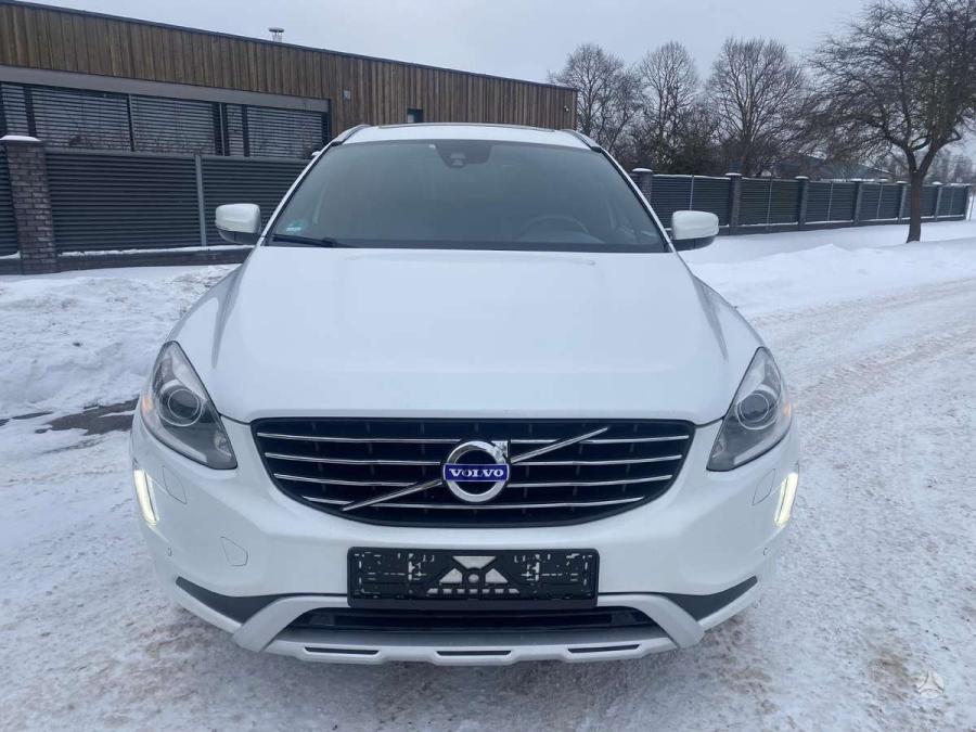 Balts Volvo XC60 2013 Šauļi, ar dzinēja tilpumu 1.98 L un nobraukumu 268 tūkst. km par 12650 €, foto 6 vietnē AUTOMOTO.COM.LV