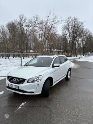 Balts Volvo XC60 2013 Viļņa, ar dzinēja tilpumu 3.20 L un nobraukumu 181 tūkst. km par 11500 €, foto  vietnē AUTOMOTO.COM.LV