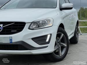 White Volvo XC60 2013 in Taurage, with an engine capacity of 2.00 L and mileage of 233 thousand km for 10700 €, photo 4 on AUTOMOTO.COM.LV