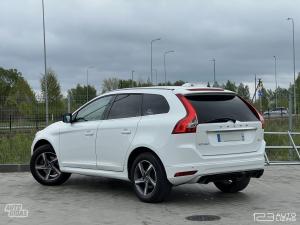 White Volvo XC60 2013 in Taurage, with an engine capacity of 2.00 L and mileage of 233 thousand km for 10700 €, photo 8 on AUTOMOTO.COM.LV