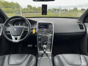 White Volvo XC60 2013 in Taurage, with an engine capacity of 2.00 L and mileage of 233 thousand km for 10700 €, photo 16 on AUTOMOTO.COM.LV