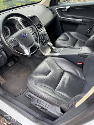 Balts Volvo XC60 2013 Kauņa, ar dzinēja tilpumu 3.00 L un nobraukumu 305 tūkst. km par 6700 €, foto 9 vietnē AUTOMOTO.COM.LV