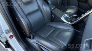 Balts Volvo XC60 2013 Jūrmala, ar dzinēja tilpumu 2.40 L un nobraukumu 0 tūkst. km par 10950 €, foto 18 vietnē AUTOMOTO.COM.LV
