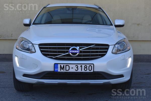 White Volvo XC60 2013 in Talsi, with an engine capacity of 2.40 L and mileage of 241 thousand km for 9500 €, photo 3 on AUTOMOTO.COM.LV