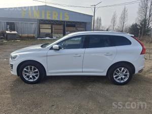 White Volvo XC60 2013 in Riga, with an engine capacity of 2.00 L and mileage of 256 thousand km for 10650 €, photo 3 on AUTOMOTO.COM.LV