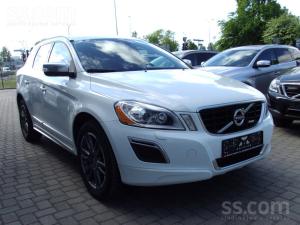 Balts Volvo XC60 2013 Rīga, ar dzinēja tilpumu 2.40 L un nobraukumu 182 tūkst. km par 13800 €, foto 3 vietnē AUTOMOTO.COM.LV