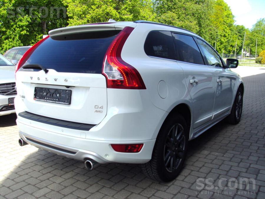 Balts Volvo XC60 2013 Rīga, ar dzinēja tilpumu 2.40 L un nobraukumu 182 tūkst. km par 13800 €, foto 4 vietnē AUTOMOTO.COM.LV
