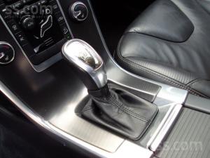 Balts Volvo XC60 2013 Rīga, ar dzinēja tilpumu 2.40 L un nobraukumu 182 tūkst. km par 13800 €, foto 12 vietnē AUTOMOTO.COM.LV