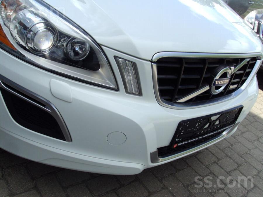 Balts Volvo XC60 2013 Rīga, ar dzinēja tilpumu 2.40 L un nobraukumu 182 tūkst. km par 13800 €, foto 16 vietnē AUTOMOTO.COM.LV
