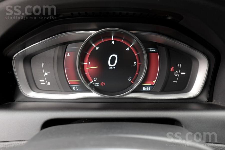 Белый Вольво ХС60 2013 в Елгава, объемом двигателя 2.00 л и пробегом 0 тыс. км за 12350 €, фото 21 на AUTOMOTO.COM.LV