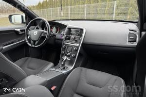 Balts Volvo XC60 2013 Jelgava, ar dzinēja tilpumu 2.40 L un nobraukumu 0 tūkst. km par 11950 €, foto 11 vietnē AUTOMOTO.COM.LV