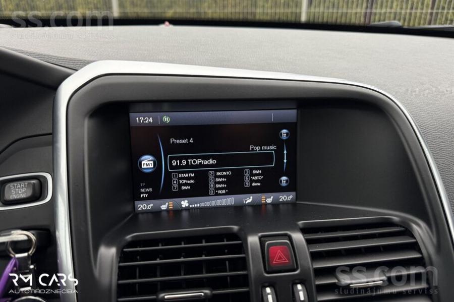 Balts Volvo XC60 2013 Jelgava, ar dzinēja tilpumu 2.40 L un nobraukumu 0 tūkst. km par 11950 €, foto 16 vietnē AUTOMOTO.COM.LV