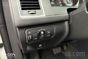 Balts Volvo XC60 2013 Jelgava, ar dzinēja tilpumu 2.40 L un nobraukumu 0 tūkst. km par 11950 €, foto 21 vietnē AUTOMOTO.COM.LV