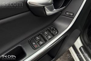 Balts Volvo XC60 2013 Jelgava, ar dzinēja tilpumu 2.40 L un nobraukumu 0 tūkst. km par 11950 €, foto 23 vietnē AUTOMOTO.COM.LV