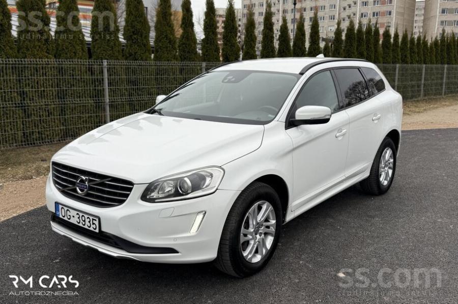 Balts Volvo XC60 2013 Jelgava, ar dzinēja tilpumu 2.40 L un nobraukumu 0 tūkst. km par 11950 €, foto 27 vietnē AUTOMOTO.COM.LV