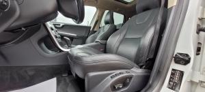 Balts Volvo XC60 2013 Rīga, ar dzinēja tilpumu 2.40 L un nobraukumu 280 tūkst. km par 11900 €, foto 20 vietnē AUTOMOTO.COM.LV