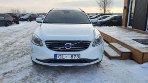 Balts Volvo XC60 2013 Rīga, ar dzinēja tilpumu 2.40 L un nobraukumu 311 tūkst. km par 9990 €, foto 5 vietnē AUTOMOTO.COM.LV
