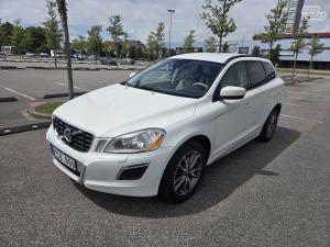 Balts Volvo XC60 2013 Klaipėda, ar dzinēja tilpumu 3.20 L un nobraukumu 200 tūkst. km par 12000 €, foto 3 vietnē AUTOMOTO.COM.LV
