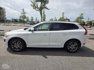 Balts Volvo XC60 2013 Klaipėda, ar dzinēja tilpumu 3.20 L un nobraukumu 200 tūkst. km par 12000 €, foto 5 vietnē AUTOMOTO.COM.LV