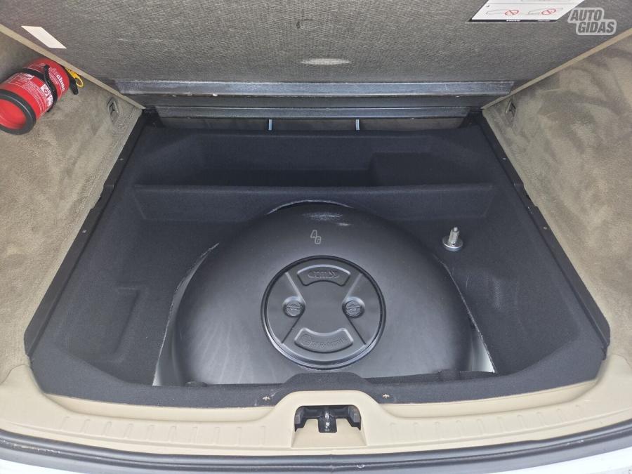 Balts Volvo XC60 2013 Klaipėda, ar dzinēja tilpumu 3.20 L un nobraukumu 200 tūkst. km par 12000 €, foto 17 vietnē AUTOMOTO.COM.LV