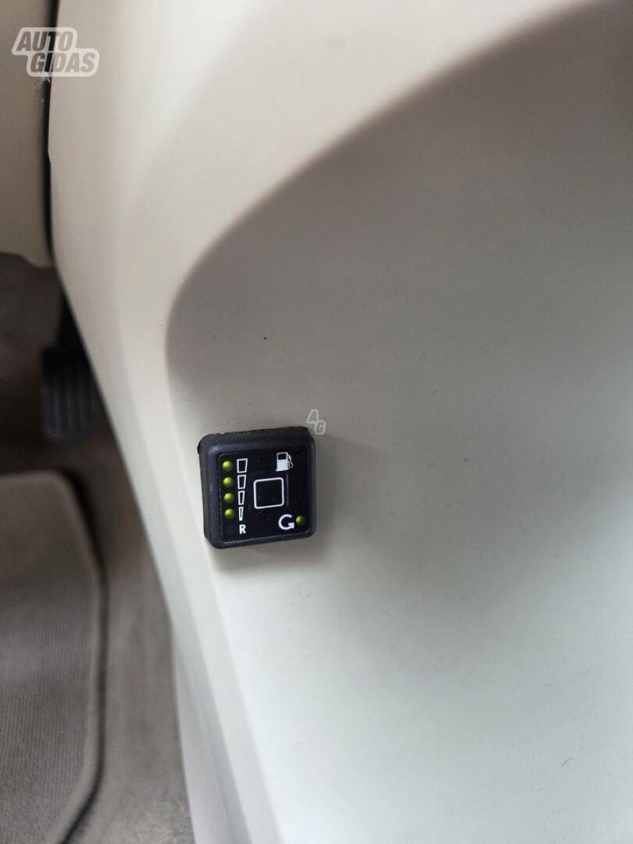 Balts Volvo XC60 2013 Klaipėda, ar dzinēja tilpumu 3.20 L un nobraukumu 200 tūkst. km par 12000 €, foto 18 vietnē AUTOMOTO.COM.LV