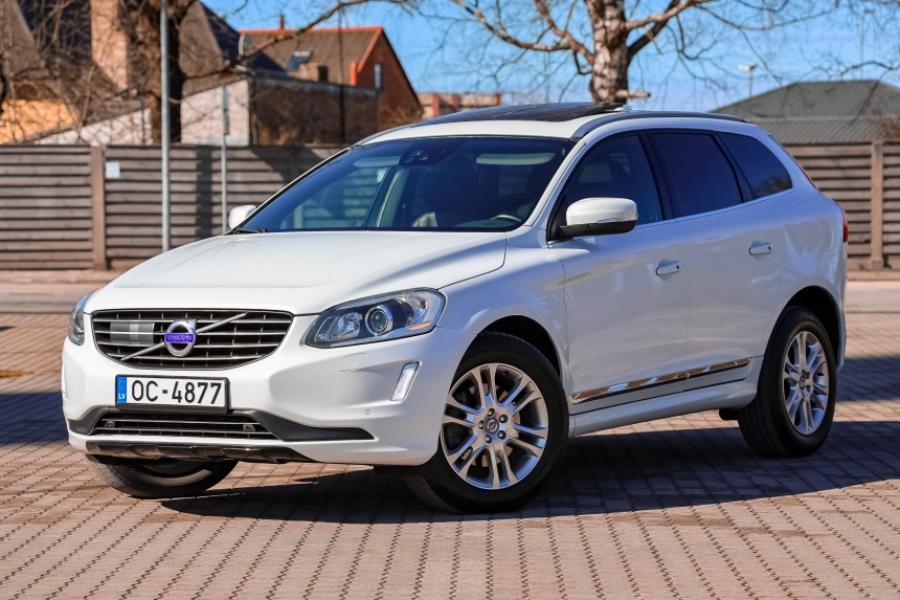 Balts Volvo XC60 2013 Rīga, ar dzinēja tilpumu 2.40 L un nobraukumu 0 tūkst. km par 14750 €, foto 1 vietnē AUTOMOTO.COM.LV