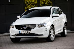 Balts Volvo XC60 2013 Rīga, ar dzinēja tilpumu 2.40 L un nobraukumu 255 tūkst. km par 12990 €, foto 3 vietnē AUTOMOTO.COM.LV