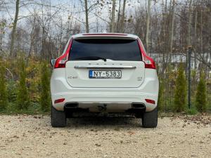 Balts Volvo XC60 2013 Rīga, ar dzinēja tilpumu 2.40 L un nobraukumu 255 tūkst. km par 12990 €, foto 19 vietnē AUTOMOTO.COM.LV